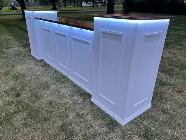 Executive Bar - Vicars Built Rentals