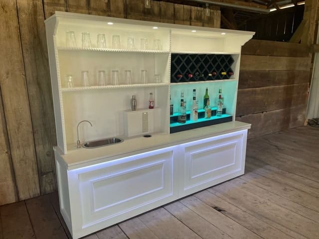 Back Bar - Vicars Built Rentals